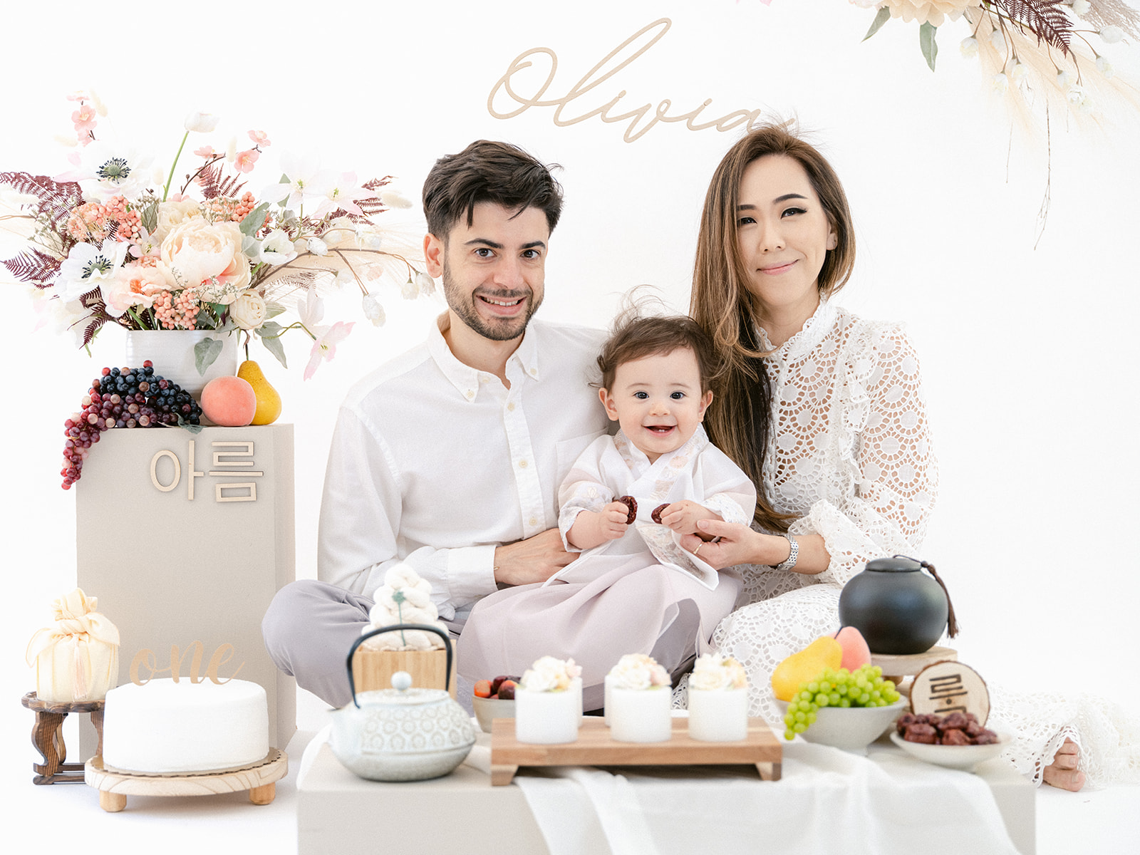 Doljanchi Korean Cake Smash - Carot Studios - LA Maternity & Newborn ...
